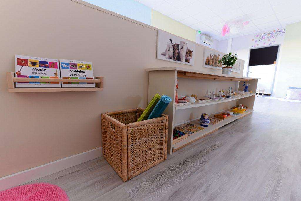 Baby Montessori : Crèche Et Garderie Les Angles 30133 (adresse, horaire ...
