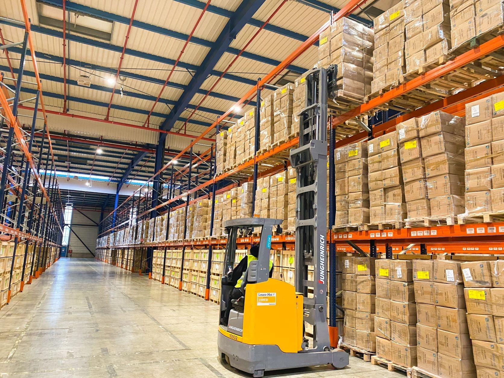 Geodis | Distribution & Express : Centres commerciaux et grands ...