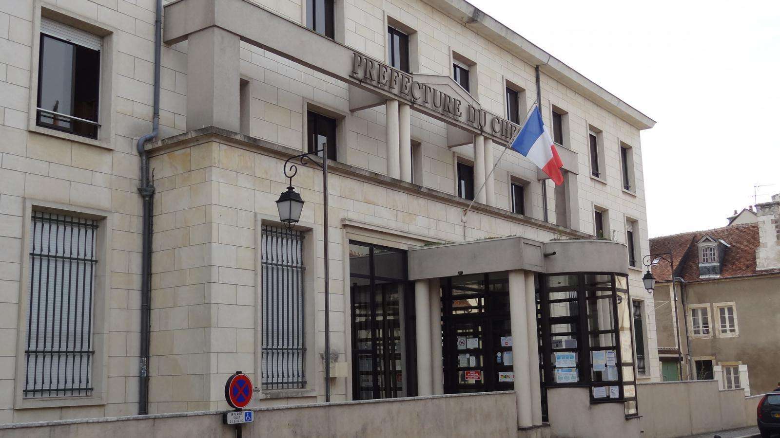 Hôtel De Ville : Mairie Bourges 18000 (adresse, horaire et avis)