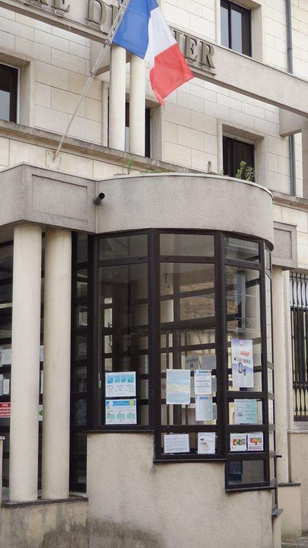 Hôtel De Ville : Mairie Bourges 18000 (adresse, horaire et avis)