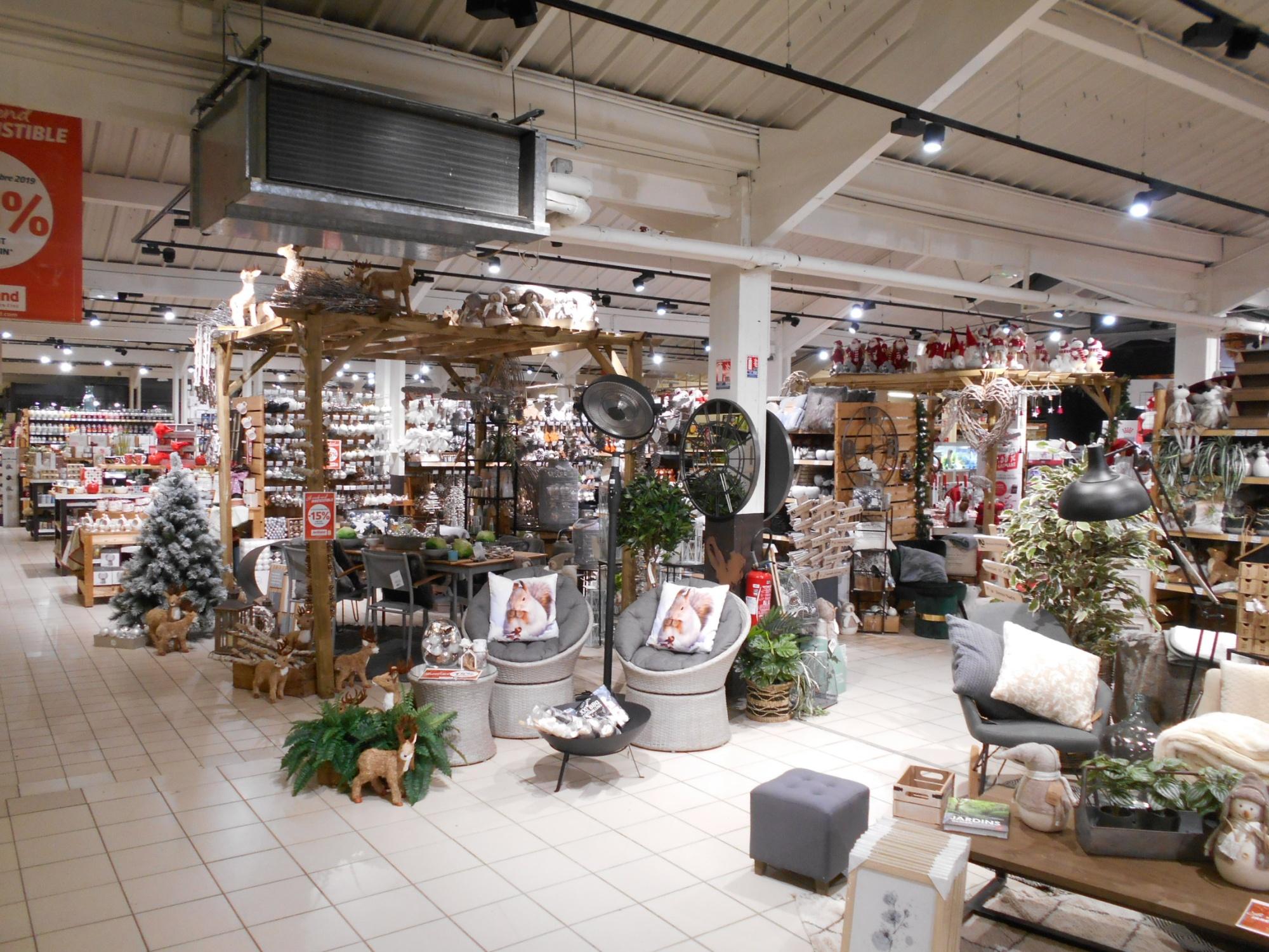 Jardiland : Fleuriste Nîmes 30000 (adresse, horaire et avis)