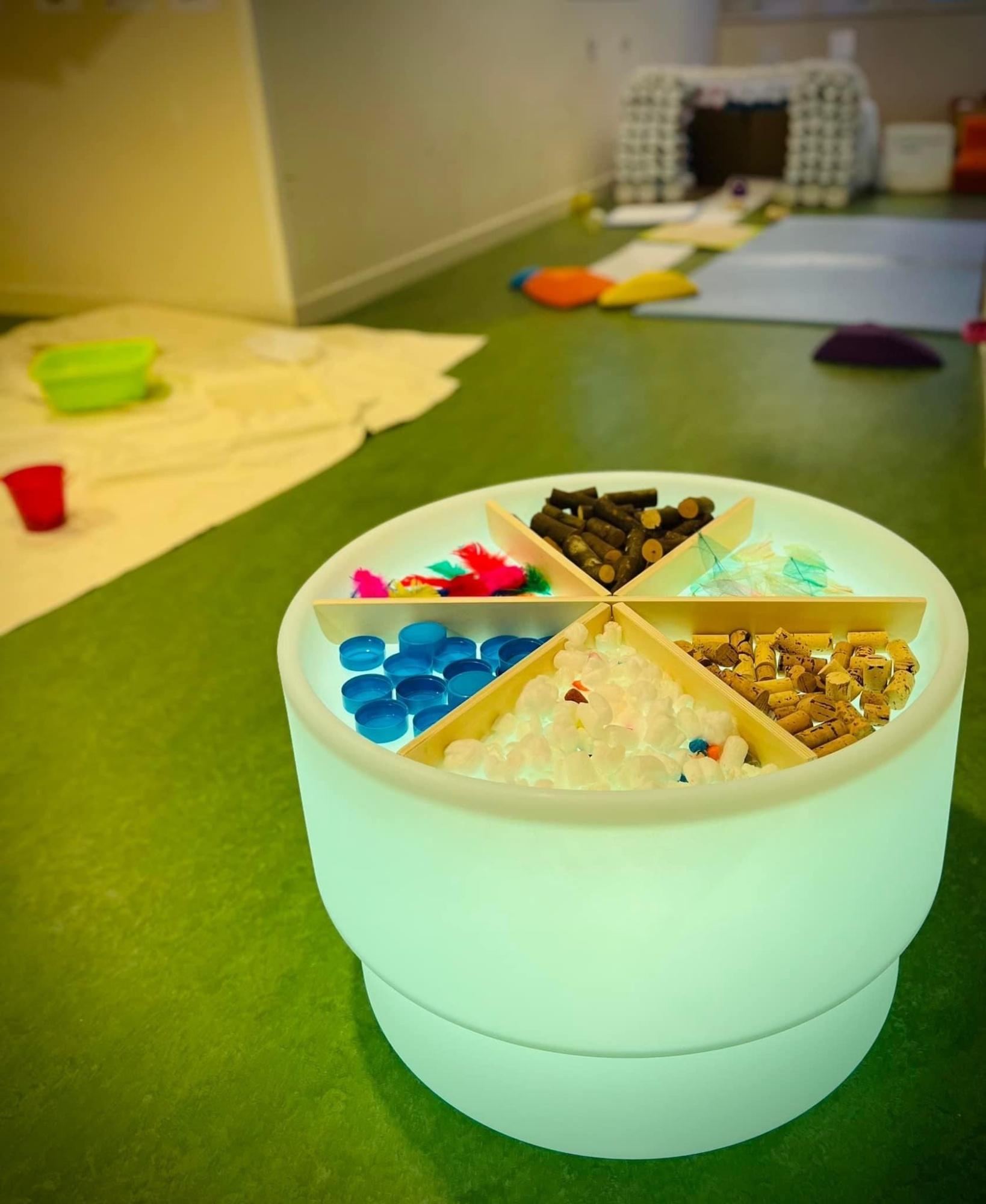 Les Petits Chaperons Rouges : Crèche et garderie Trappes 78190 (adresse ...