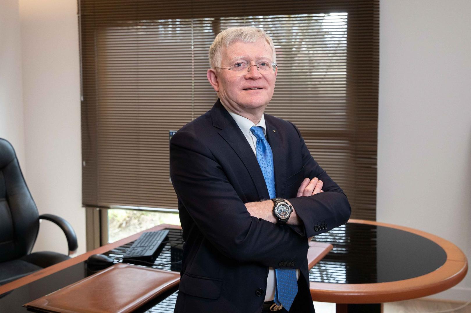 Philippe Simon, Laurent Catrou Et Gülay Demirtas : Services Sociaux ...